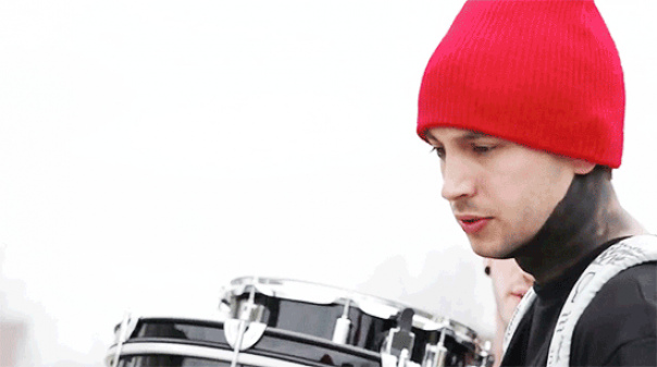 Twenty One Pilots (GIF) 2026 | ВКонтакте
